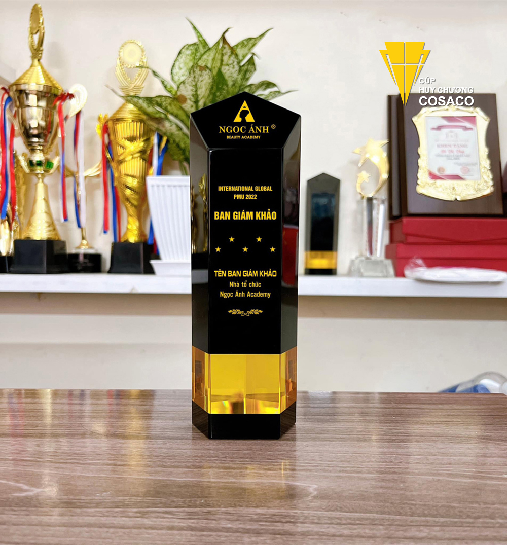 Cúp pha lê - PL019 - Cup Huy Chương